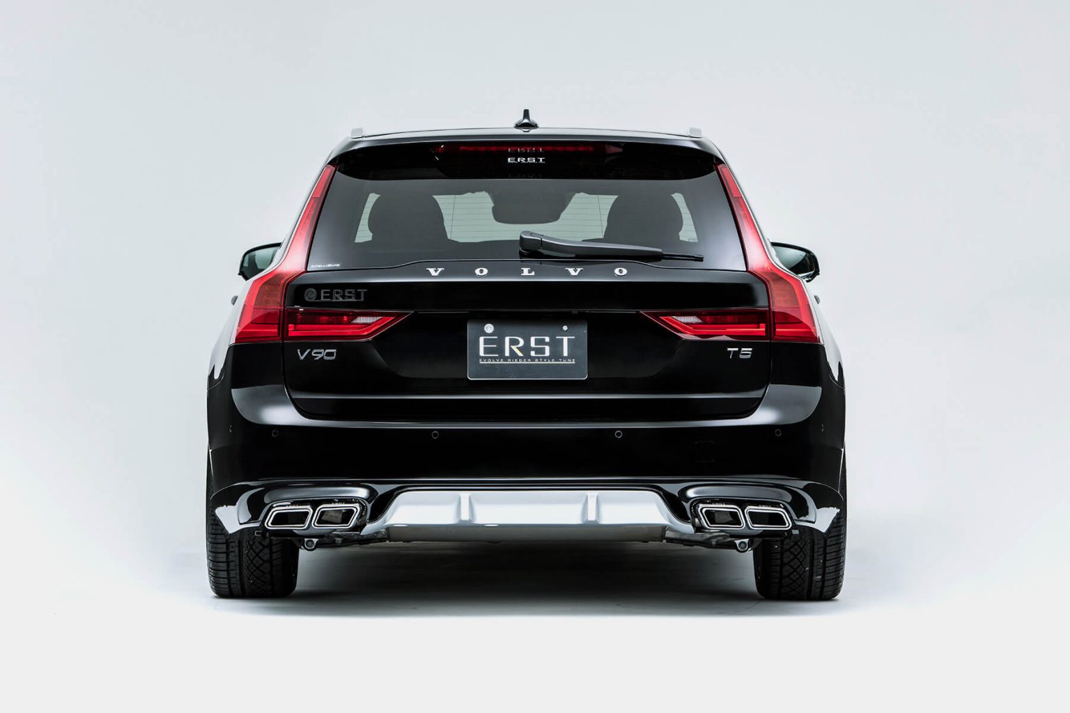 ERST V90 (2017+) 空力套件 – 萊羿車工廠 Line Racing Car Factory